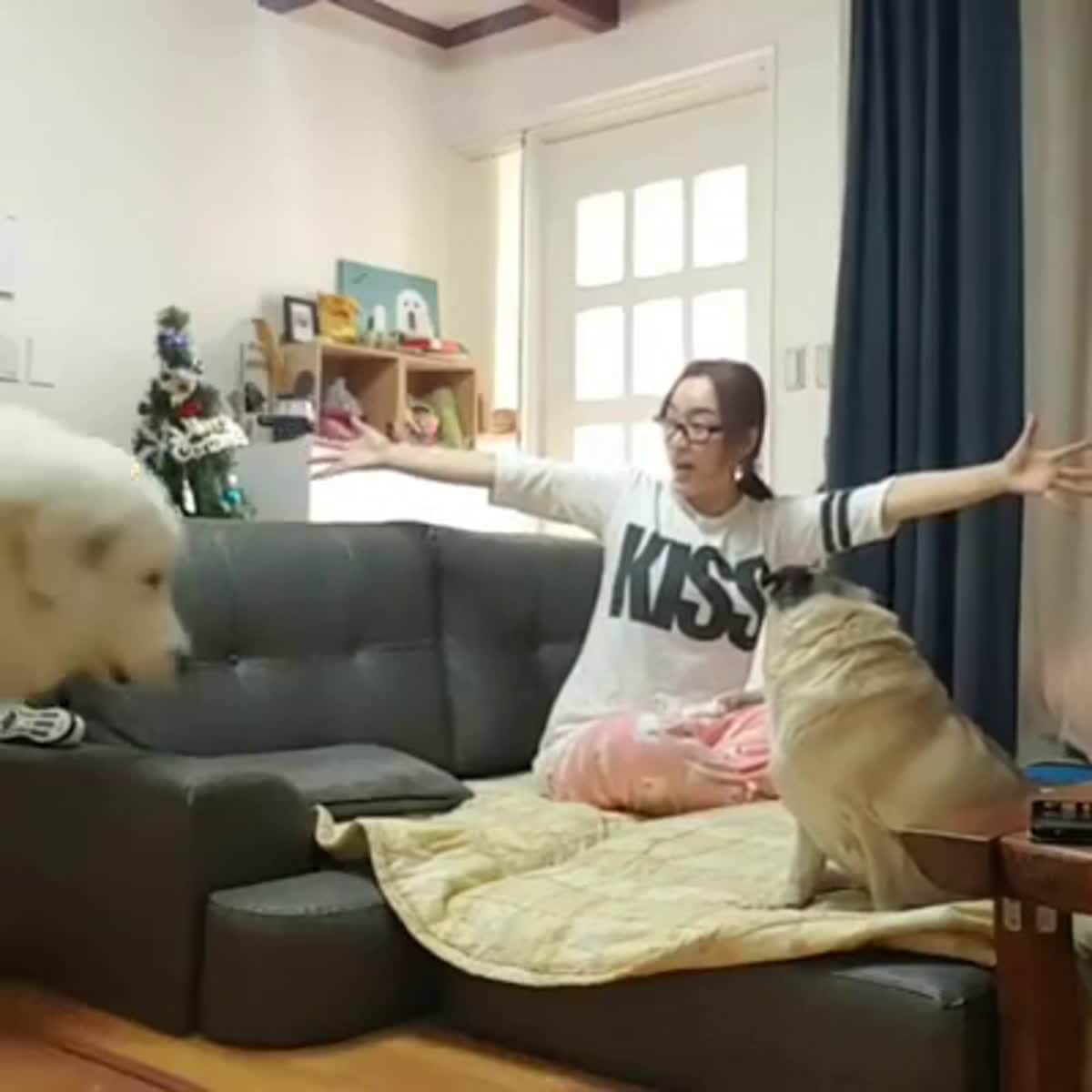 You're never too big for a hug - LolSnaps